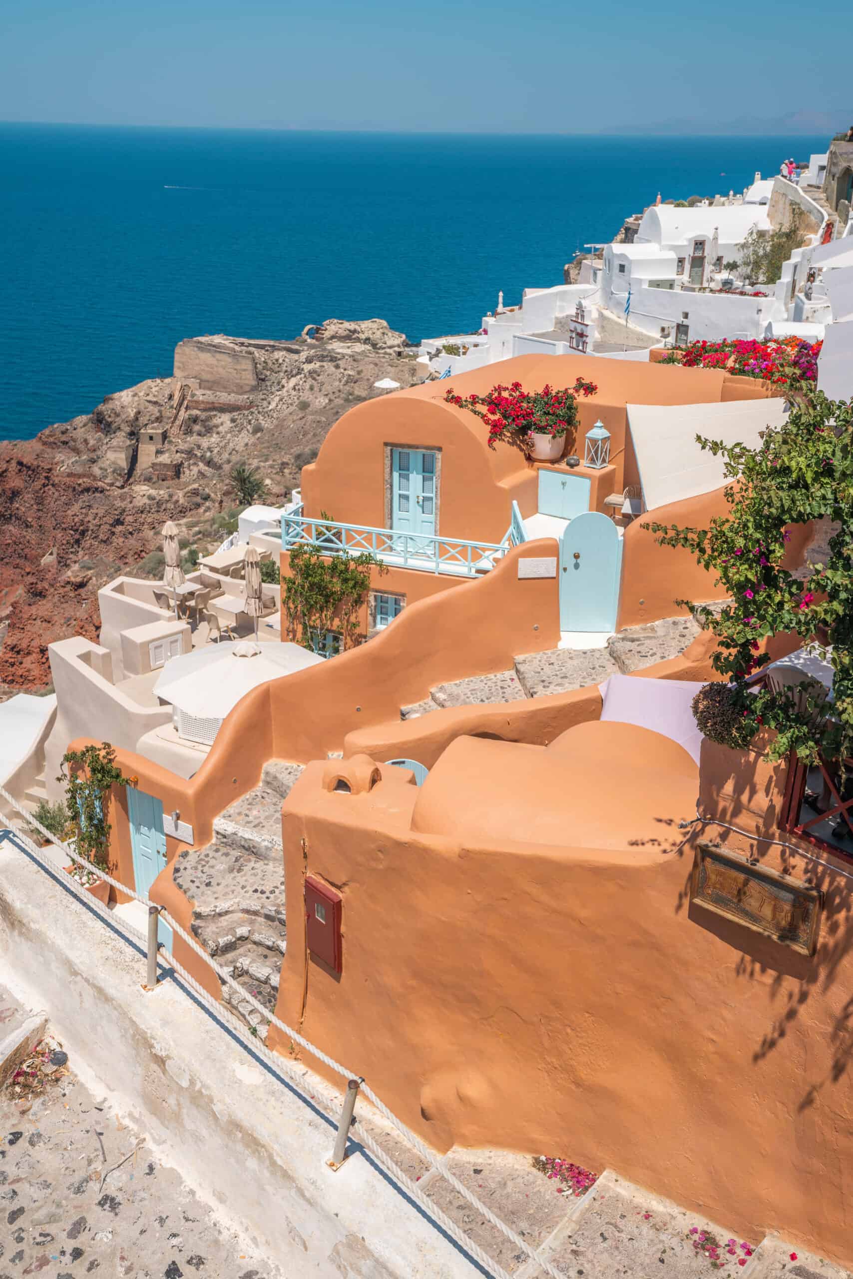 Oia Photo Spots: 10 Unmissable Locations For Beautiful Shots